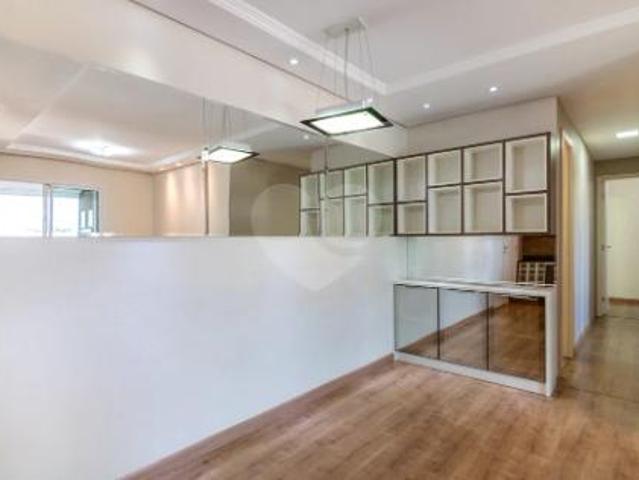 Apartamento á venda com 3 quartos no campo comprido