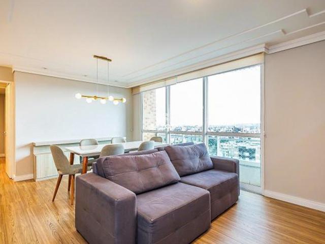 Apartamento à venda com 3 quartos no Água Verde em Curitiba
