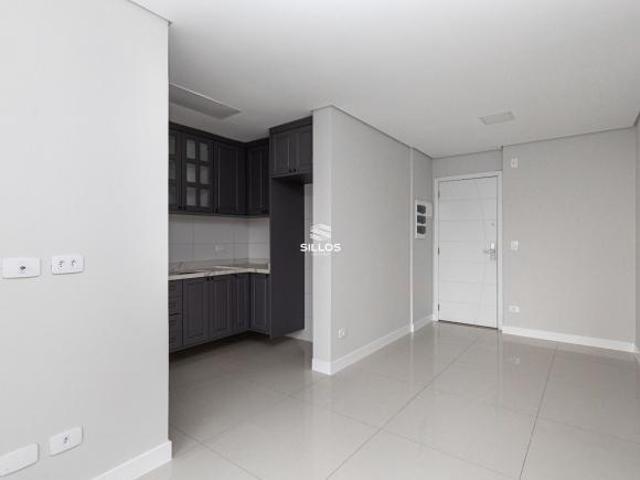 Apartamento à venda com 3 quartos no Aristocrata em São José dos Pinhais/PR