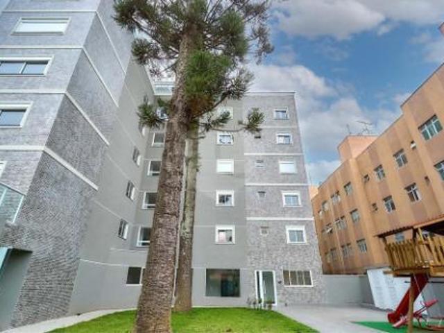 Apartamento á venda com 3 quartos no Batel