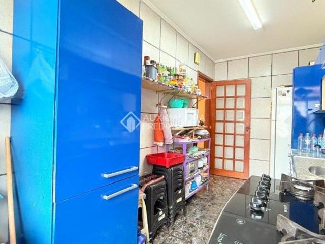 Apartamento a venda com 3 quartos no Bairro Vila Ipiranga em Porto Alegre RS