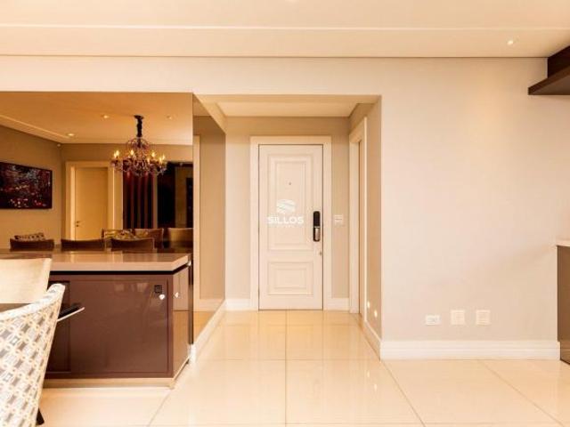 Apartamento à venda com 3 quartos no Bigorrilho em Curitiba