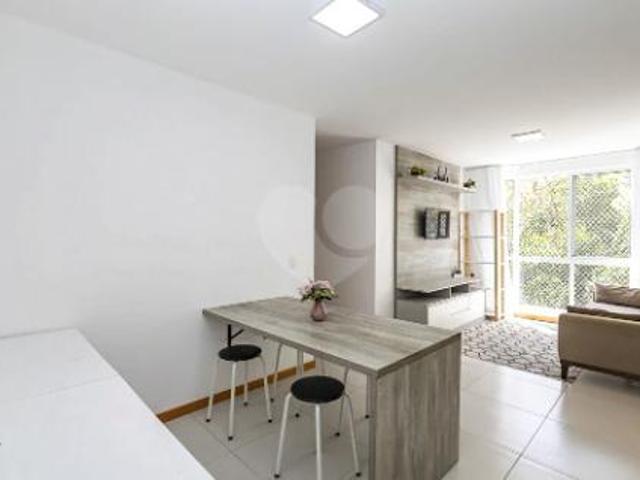 Apartamento á venda com 3 quartos no Ecoville