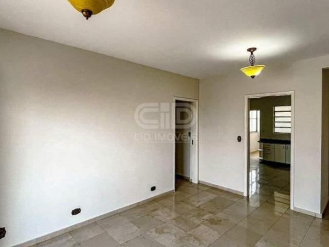 Apartamento á Venda com 3 quartos no Edificio Veneza na Avenida do CPA