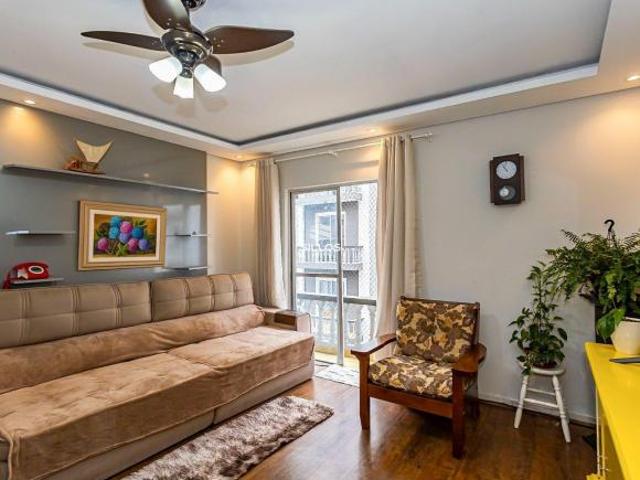 Apartamento à venda com 3 quartos no Portão em Curitiba