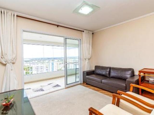 Apartamento á venda com 3 quartos no Portão