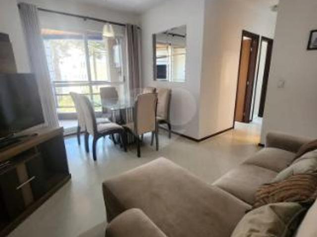 Apartamento á venda com 3 quartos no Portão