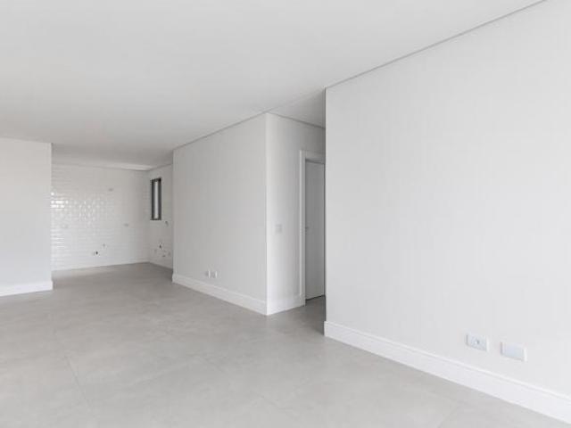 Apartamento à venda com 3 quartos no Rebouças em Curitiba