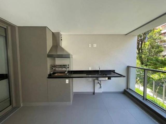 Apartamento à Venda com 3 quartos nos Jardins