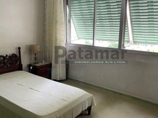 Apartamento à venda com 3 quartos na Alameda Barros,383 Santa Cecília Sp