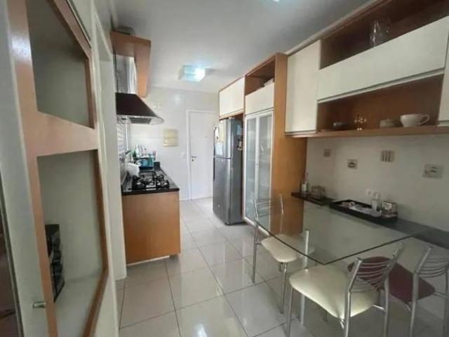 Apartamento à venda com 3 quartos na Vila Leolpoldina