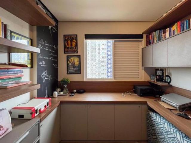 Apartamento à venda com 3 quartos, sacada com churrasqueira e 2 vagas de garagem