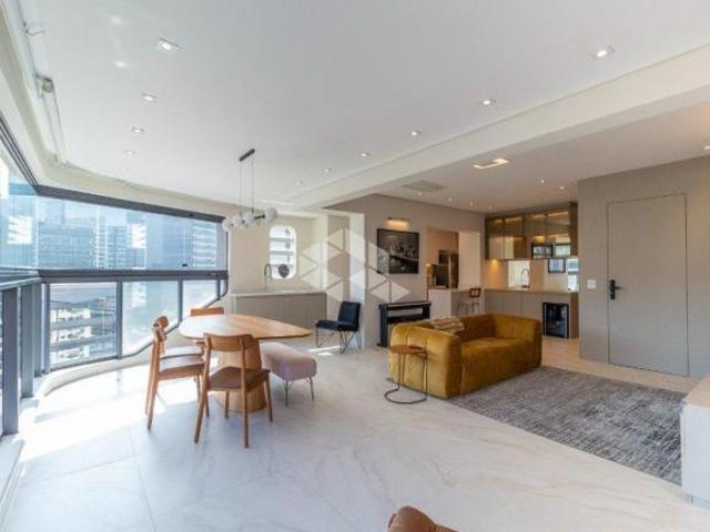 Apartamento à Venda com 3 Quartos sendo 3 Suítes e 3 Vagas de Garagem