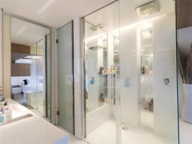 Apartamento à venda com 3 suítes no condomínio Flórida Penthouses, São Paulo SP