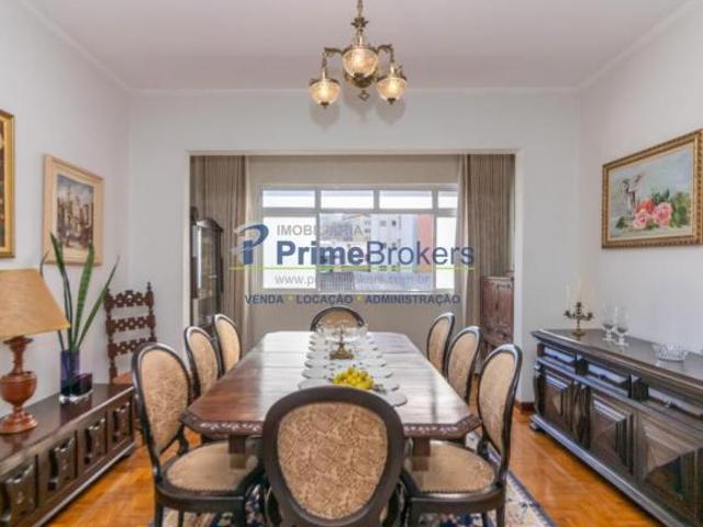 Apartamento á venda com 3 quartos, sendo 1 suíte, 145m² 1 Vaga Santa Cecilia