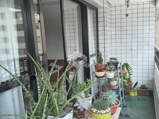 Apartamento à Venda com 3 Quartos sendo 1 Suíte, 2 Vagas de Garagem e 102 m²