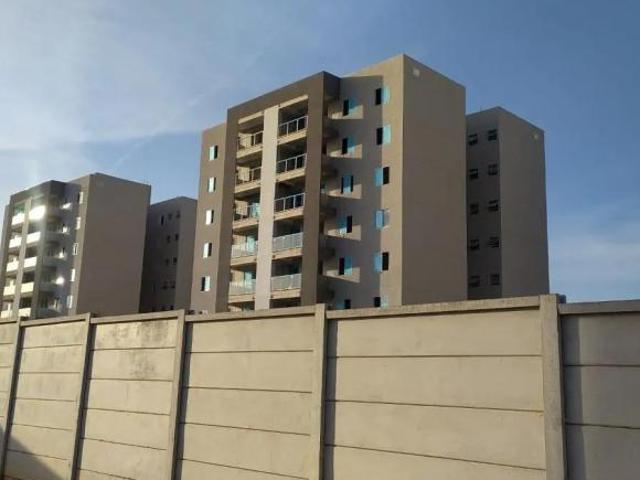 Apartamento à venda com 3 quartos, sendo 1 suíte Balneário Tropical, Paulínia, SP