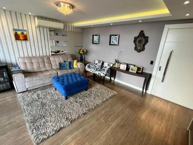 Apartamento à venda com 3 quartos, sendo 1 suíte Cristo Redentor, Caxias do Sul, RS