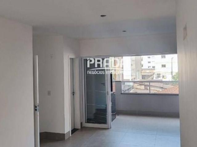 Apartamento à venda com 3 quartos sendo 1 suíte e 2 semi suítes no Santa Maria Uberlândia / MG