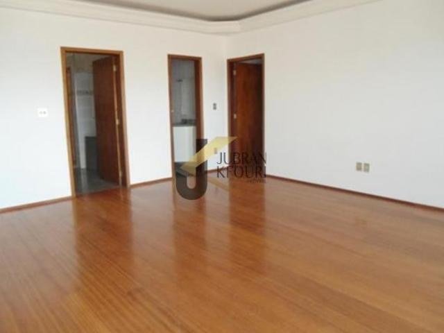 Apartamento à venda com 3 quartos sendo 1 suite na região do shopping D. Pedro