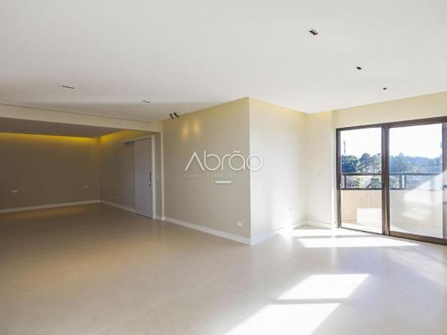 Apartamento à venda com 3 quartos sendo 1 suíte no