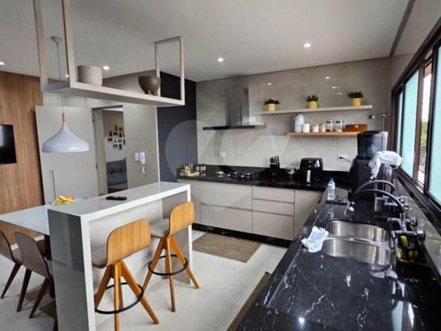 Apartamento à venda com 3 quartos, sendo 1 suíte, no condomínio Edifício Augusta Bou Habib, Suzano