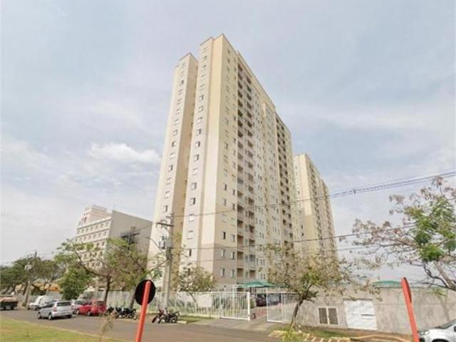 Apartamento à venda com 3 quartos, sendo 1 suíte, no condomínio Green View, São Carlos