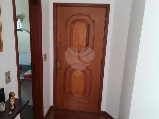 Apartamento à venda com 3 quartos, sendo 1 suíte, no condomínio Professora Benedita Stahl Sodré, Sã