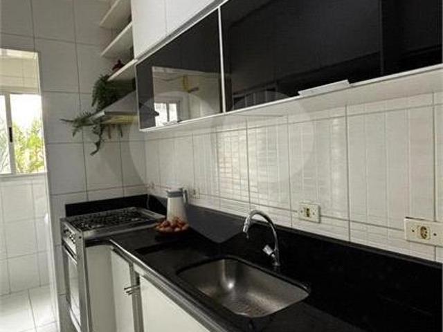 Apartamento à venda com 3 quartos, sendo 1 suíte, no condomínio Res Espanha ii, Mogi das Cruzes
