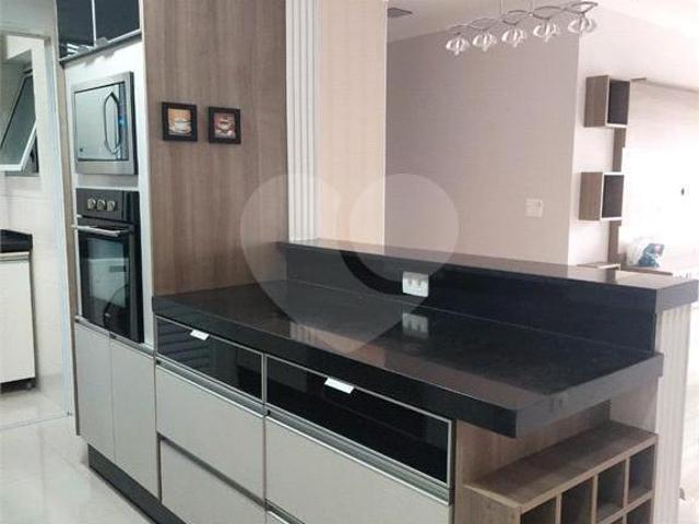 Apartamento à venda com 3 quartos, sendo 1 suíte, no condomínio Res Spazio D&apos itália, Mogi das Cruze