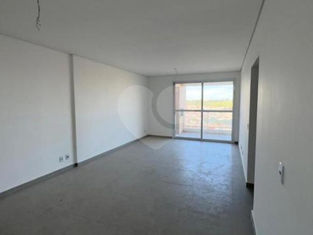Apartamento à venda com 3 quartos, sendo 1 suíte, no condomínio Residencial Aurora Gardens, São Car