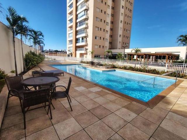 Apartamento à venda com 3 quartos, sendo 1 suíte, no condomínio Residencial Aurora Gardens, São Car