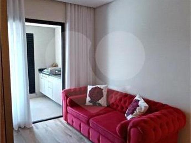 Apartamento à venda com 3 quartos, sendo 1 suíte, no condomínio Vermont Residence, São Carlos