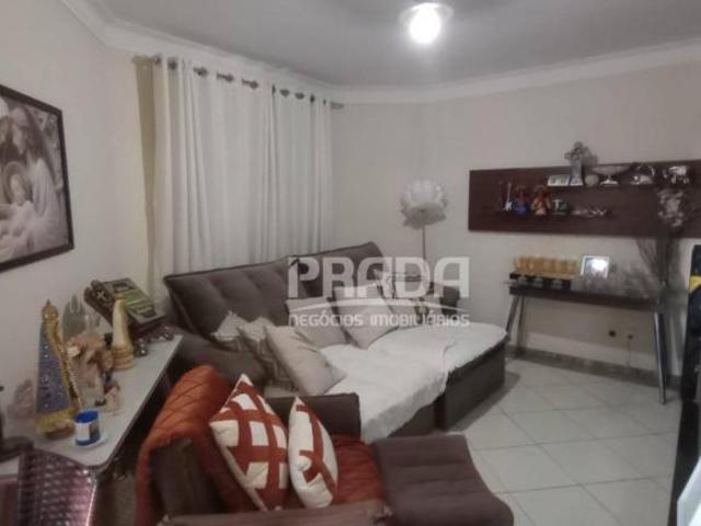Apartamento à venda com 3 quartos sendo 1 suíte Santa Maria Uberlândia/MG