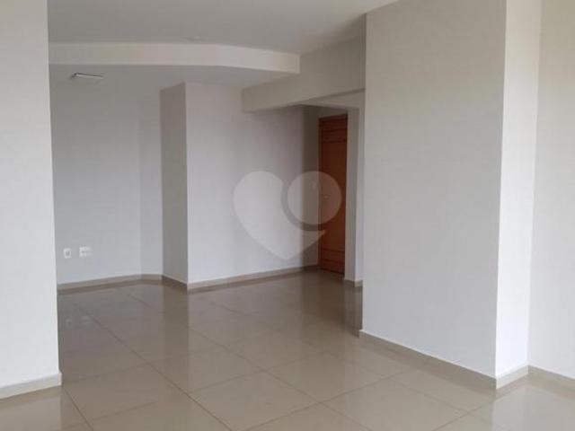 Apartamento à venda com 3 quartos, sendo 2 suítes, no condomínio Vista Nobre Residence, São Carlos