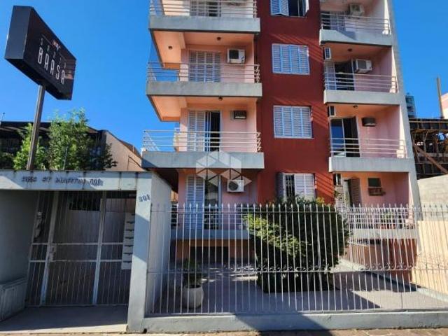 Apartamento á venda com 3 quartos suíte duplex no centro de Santa Maria RS