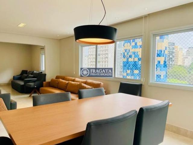 Apartamento à venda com 3 Quartos, reformado, mobiliado, em Jardim América
