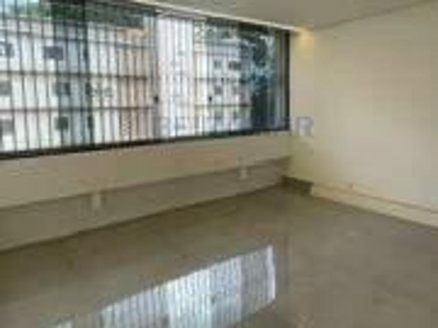 Apartamento à Venda com 3 Quartos, Vazado, Reformado na SQS 416 Asa Sul