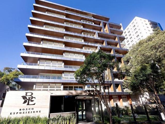 Apartamento à Venda com 3 suítes, 3 vagas, sacada com churrasqueira Exposição, Caxias do Sul/RS