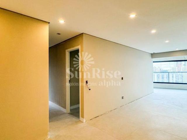 Apartamento a venda com 3 suítes e 2 vagas + depósito 124m² R$2.290.000 | Oka Alphaville