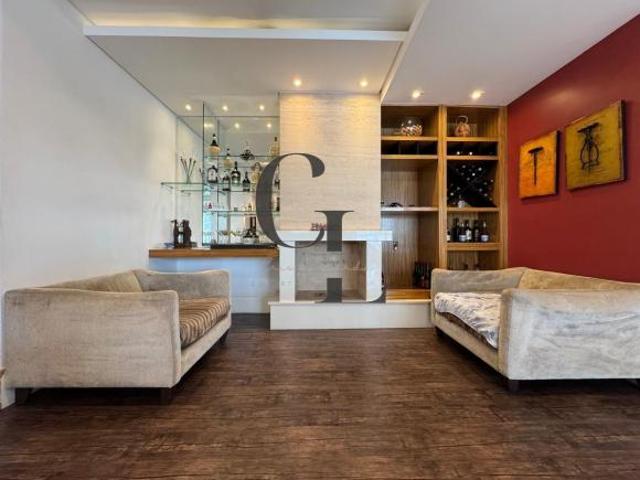 Apartamento à venda com 3 suítes e 2 vagas no Lauzane Paulista
