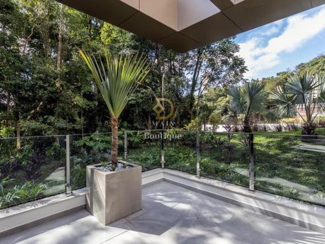 APARTAMENTO Á VENDA COM 3 SUÍTES EM CURITIBA PR NO