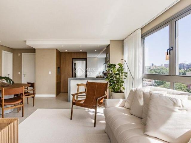 Apartamento à venda com 3 suítes em Passo da Areia