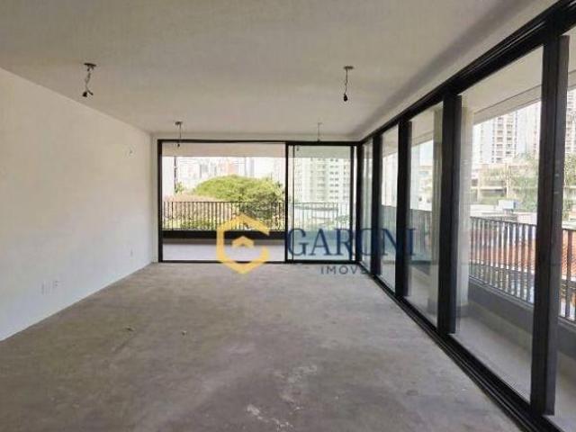Apartamento à venda, com 3 suítes, em Perdizes