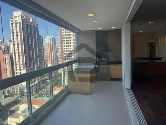 Apartamento à Venda com 3 Suítes em Perdizes