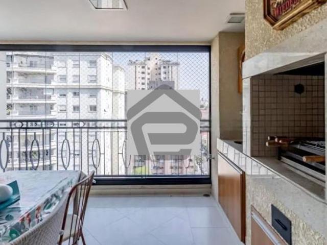 Apartamento à Venda com 3 Suítes em Perdizes