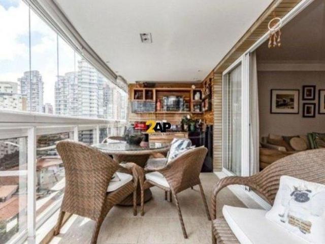Apartamento à venda com 3 suítes na Vila Nova Conceição, São Paulo SP, com 166m² e 3 vagas de garage