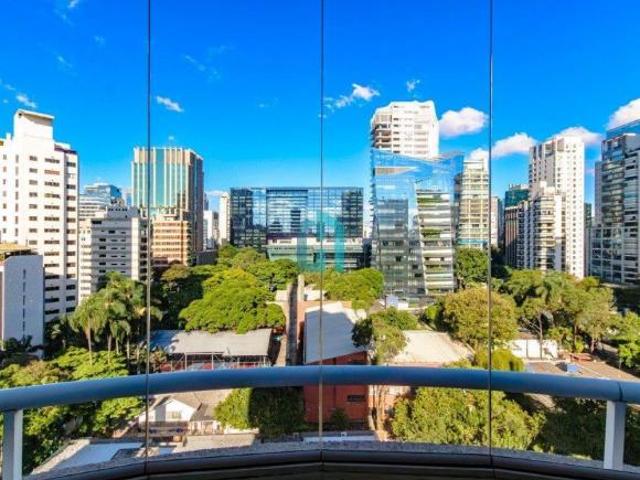 Apartamento a venda com 3 suites na rua Salvador Cardoso, Itaim Bibi