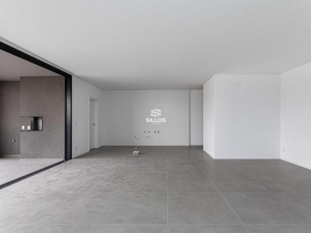 Apartamento à venda com 3 suítes no Água Verde em Curitiba