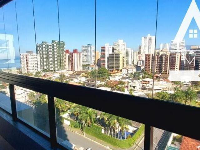 Apartamento á venda com 3 Suítes no Canto do Forte, Praia Grande